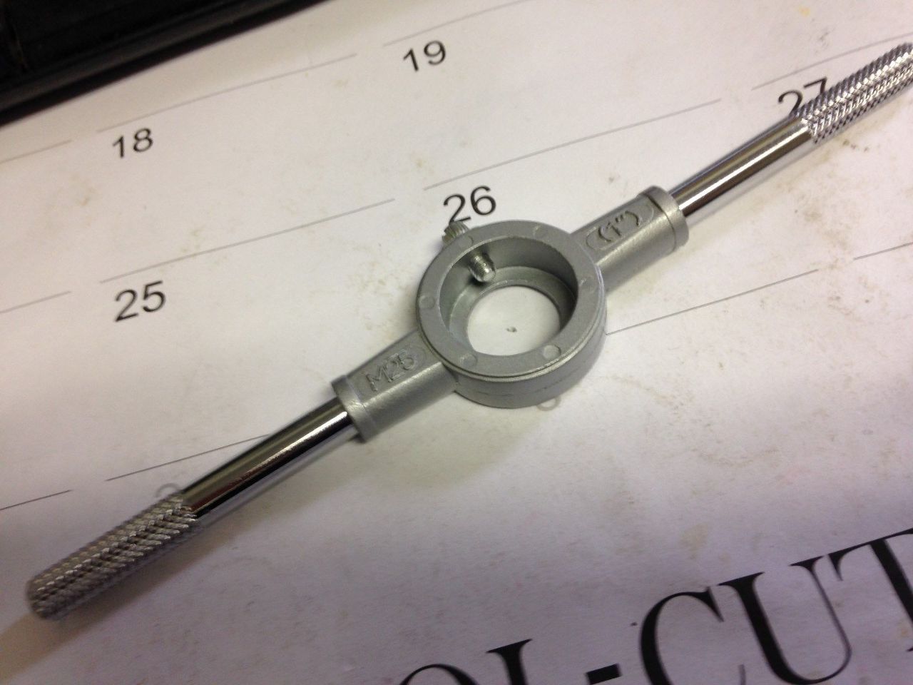 DIE STOCK FOR 1" ROUND ADJUSTABLE DIES | North Bay Cutting Tools