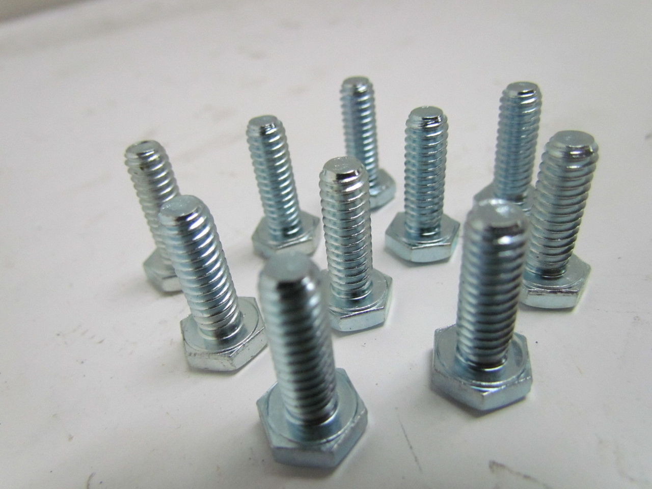 YHC 1 4 20 X 3 4 UNC Inch Hex Head Cap Screw Bolt Grade 2 Zinc Qty yhc-1-4-20-x-3-4-unc-inch-hex-head-cap-screw-bolt-grade-2-zinc-qty