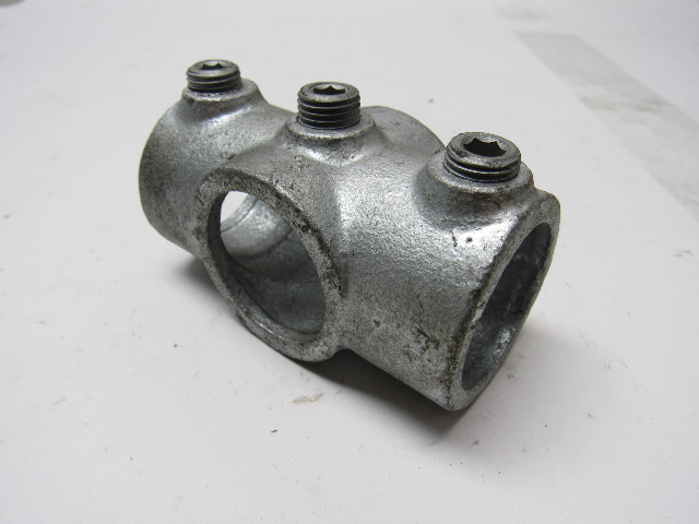 Kee Klamp 26-6 Two Socket Cross Fits 1" Pipe | Bullseye Industrial Sales