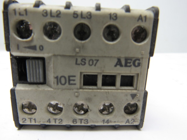 AEG LS 07 Mini Contactor 600V 16A MAX 24VDC Coil | Bullseye Industrial Sales