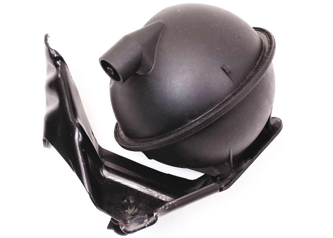 Vacuum Canister & Engine Cover Bracket VW New Beetle - 1.9 TDI ...