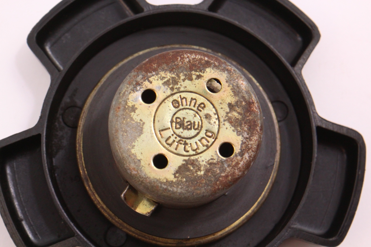 Original Diesel Gas Fuel Cap 81-84 VW Rabbit Mk1 - Blau | CarParts4Sale ...