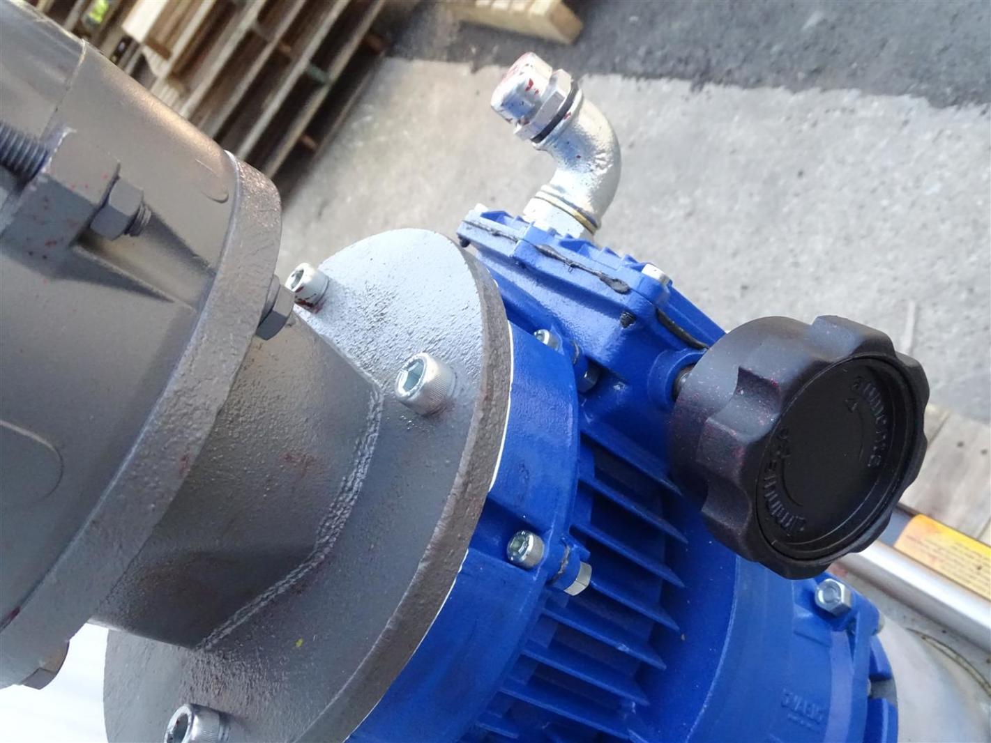 Binks E2 Electric Smart Pump, 1HP 230/460v, 1" Sanitary Connections ...