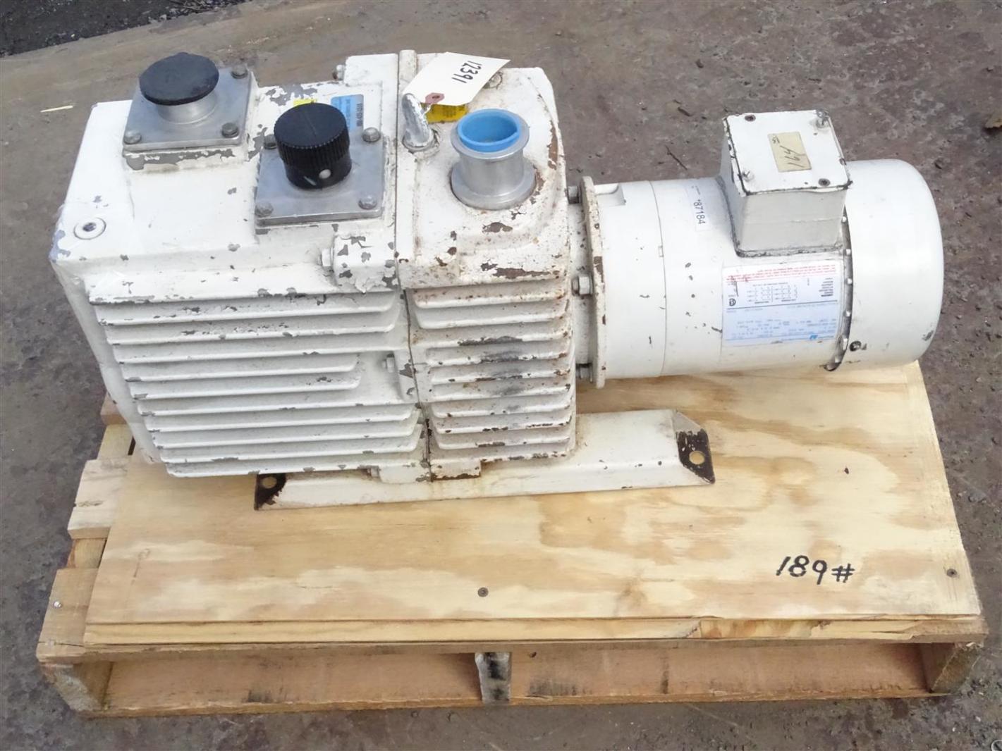 Leybold Heraeus Dual Stage Rotary Vacuum Pump 1.5HP,208-230/460v, D30AC ...