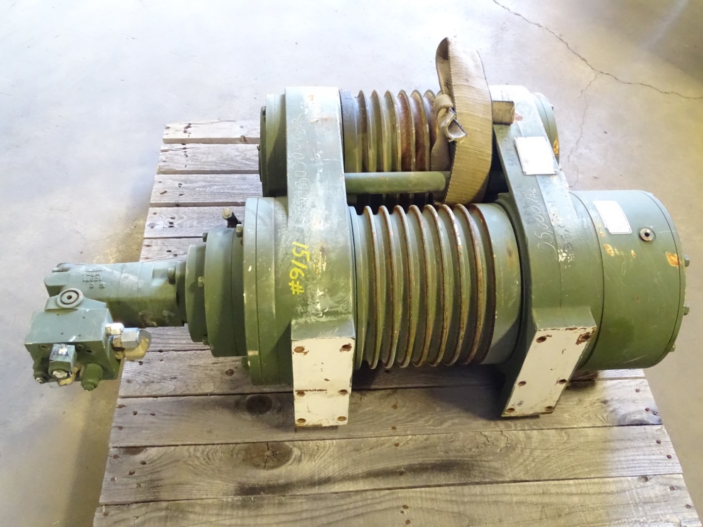 DP Manufacturing 35,000LB. Double Drum Hydraulic Winch , 35TR-53356 ...
