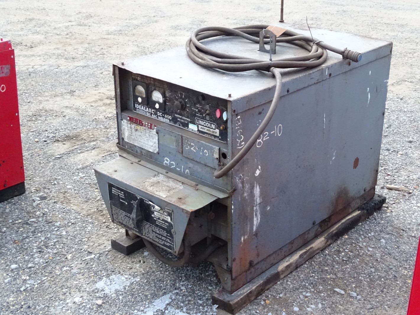 Lincoln Idealarc DC Multiprocess Welder Power Source 230/460v 3-PH, DC ...