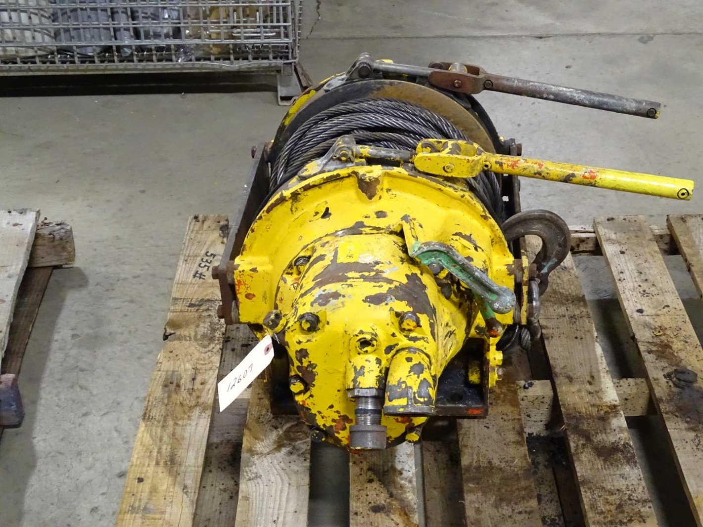 Chicago Pneumatic 4,000 LB. Pneumatic Winch, Air Tugger , T75522 ...