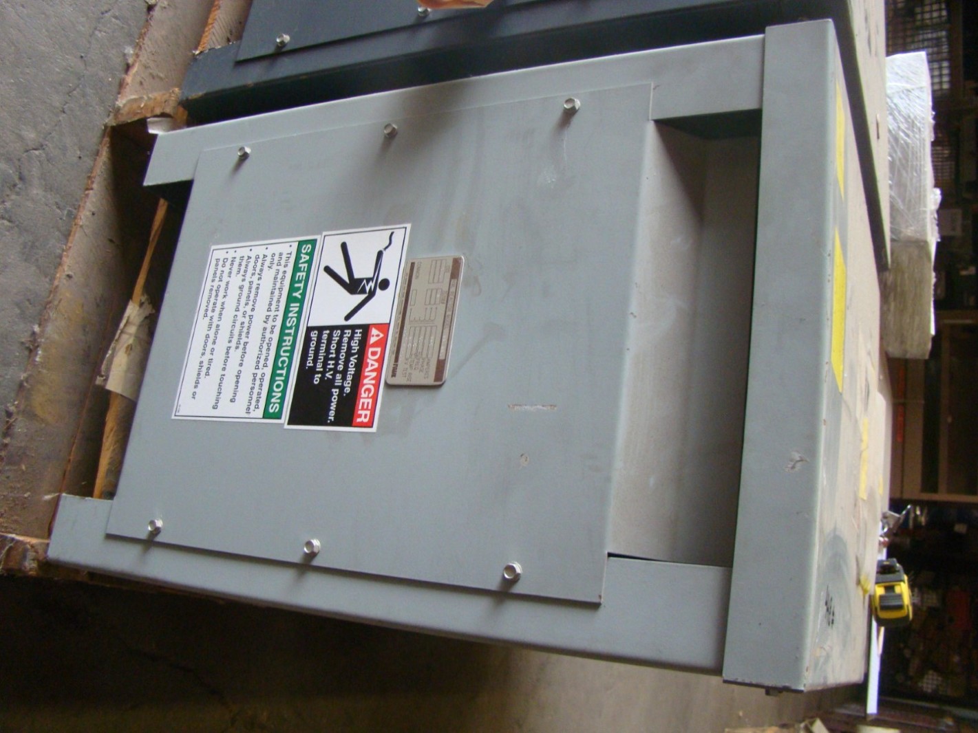 NWL Reactor 2.5kv Transformer 225 Amps, 1Phase, Model 221 22D | Joseph ...