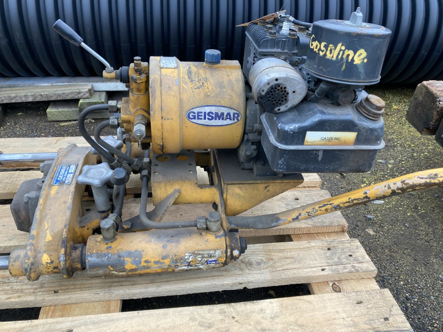 L. Geismar Railroad Welding Shear, Briggs & Stratton Driven , 925 ...