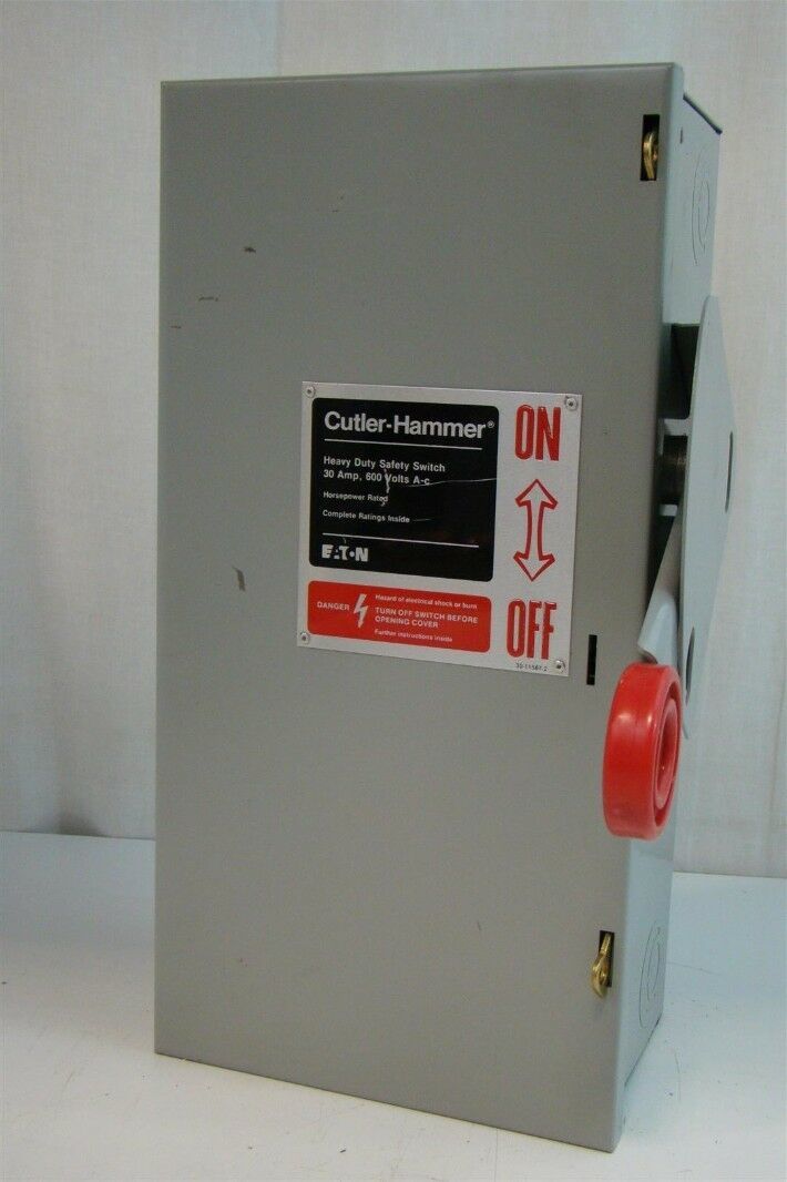 Eaton Cutler-Hammer Heavy Duty Safety Switch 30Amp 600Volts A-c 3 Pole ...