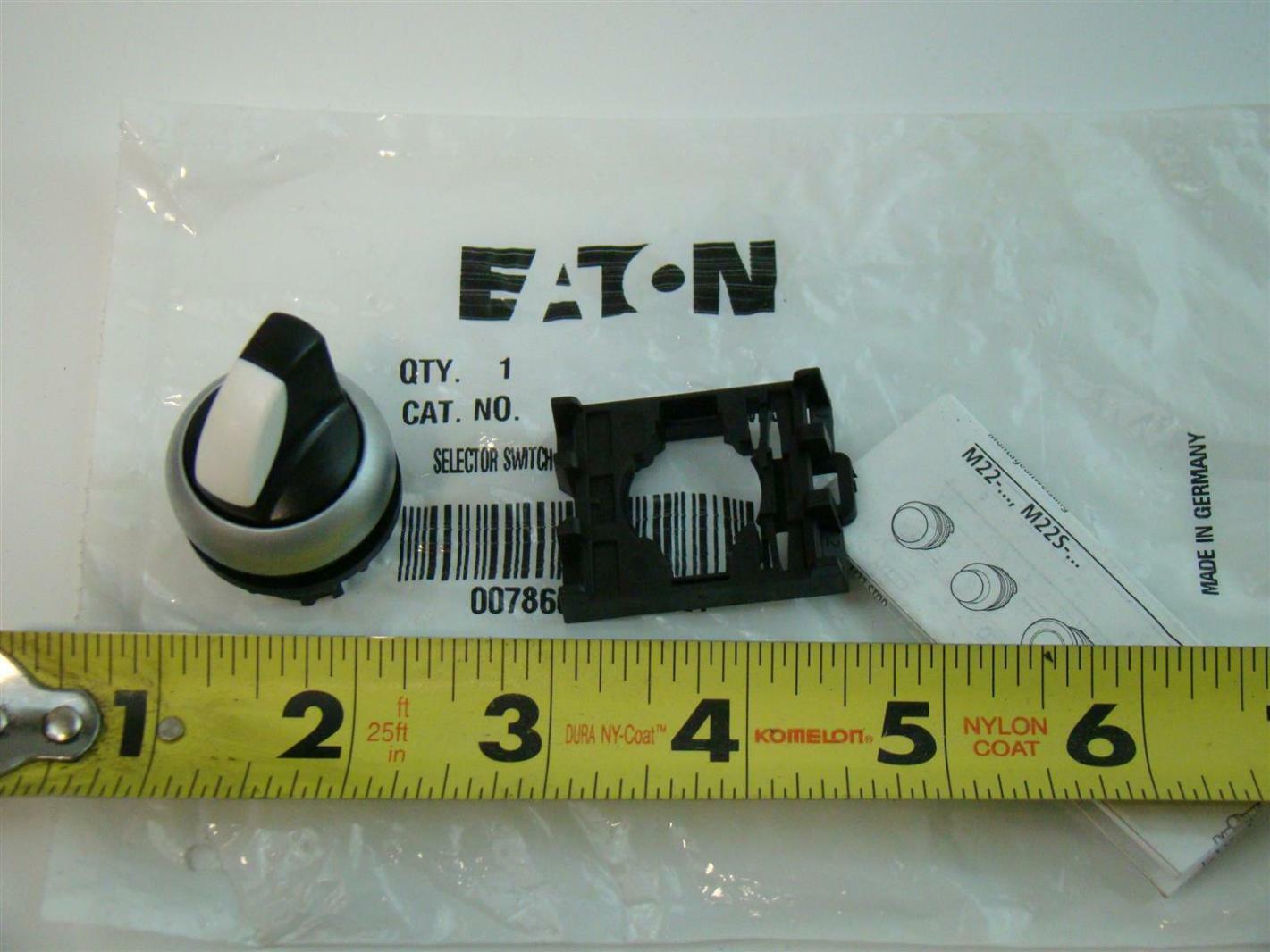 Eaton Selector Switch Operator M22-WK3 | Joseph Fazzio, Incorporated