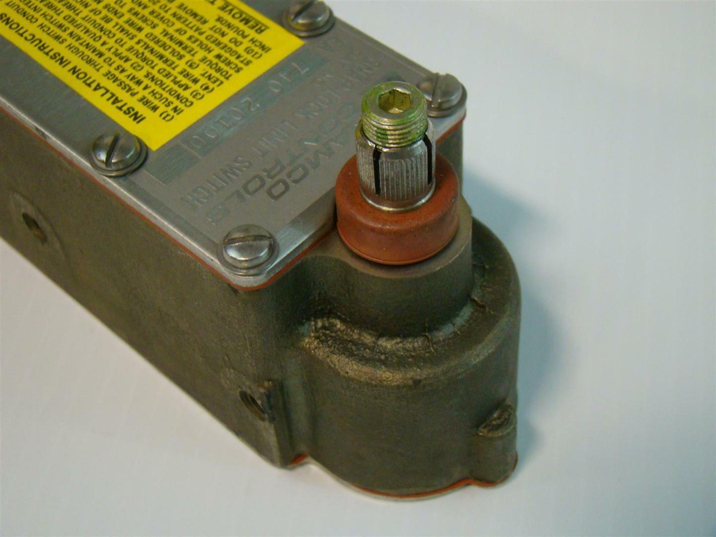 Namco Controls Snap-Lock Limit Switch 740-20100 | Joseph Fazzio ...