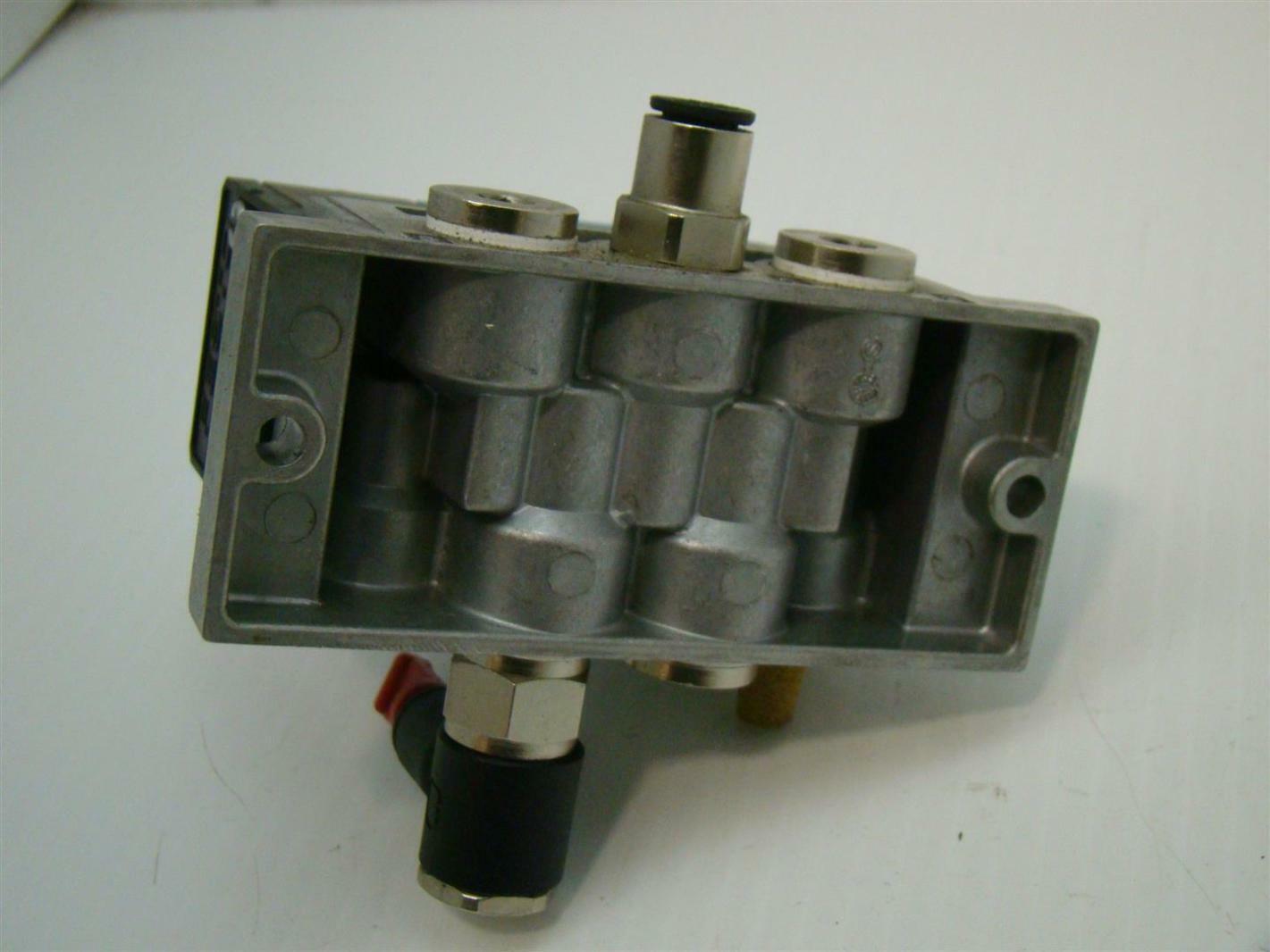 Festo VALVE SINGLE BASE PLATE MN1H-3/2-D-1 C 159688 VDMA24345-A-1 ...