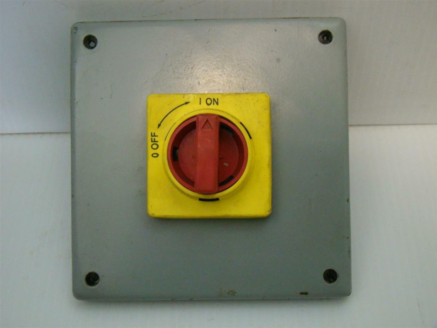 C3 Controls AC-21A 3PH 25A 120/240V DDS2-325 | Joseph Fazzio, Incorporated