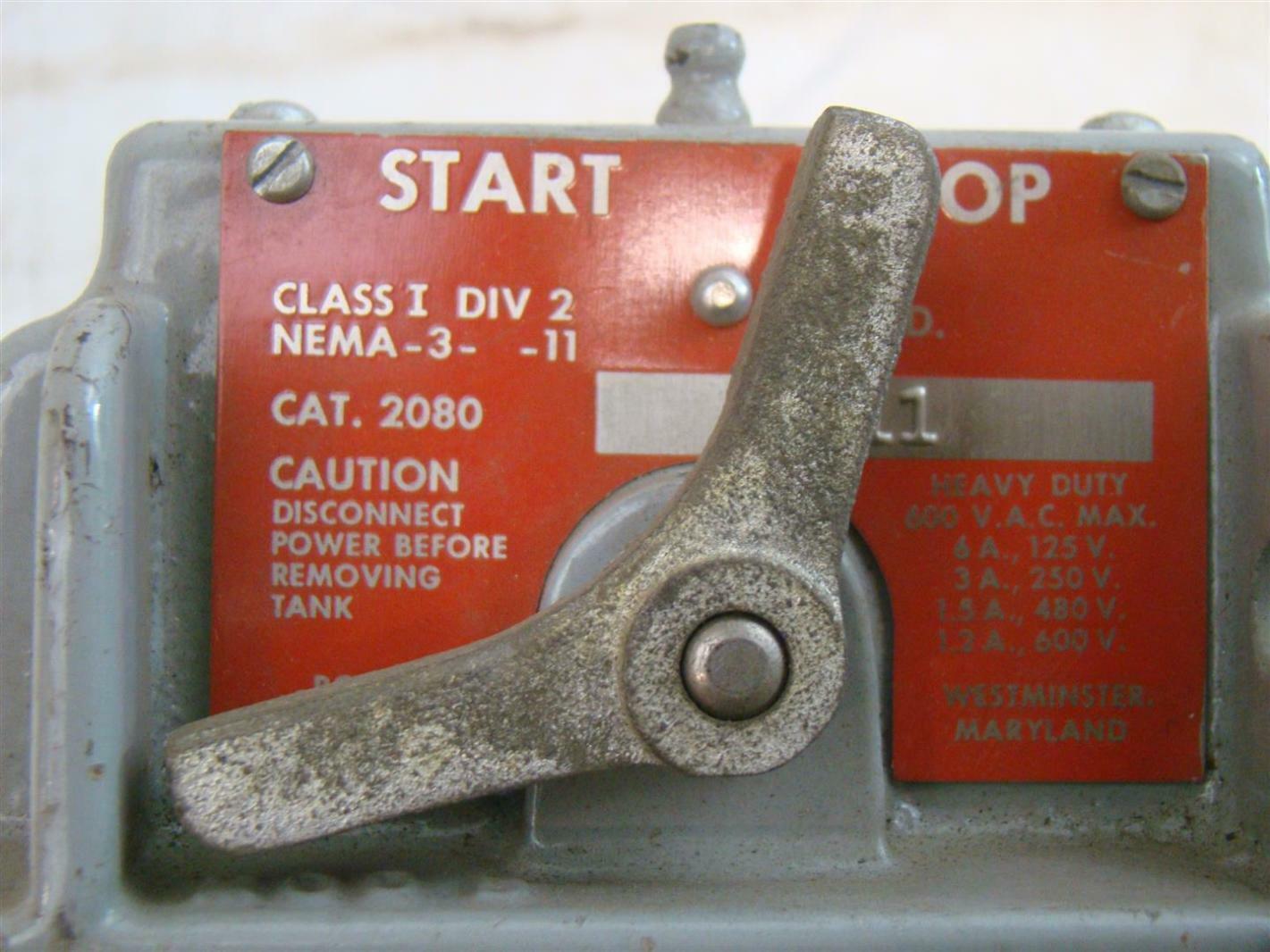 Gould Class I Div 2 HAZARDOUS LOCATION SWITCH HEAVY DUTY 600VAC B-11 ...