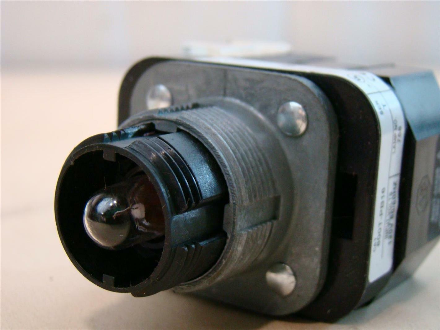 AB Illuminated Push Button 800T-PB16 | Joseph Fazzio, Incorporated