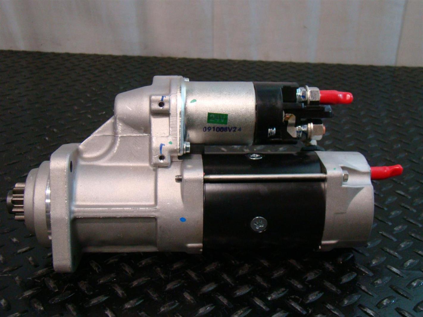 Cummins Delco Remy 38MT 24V Starter CW 19026032 3965282