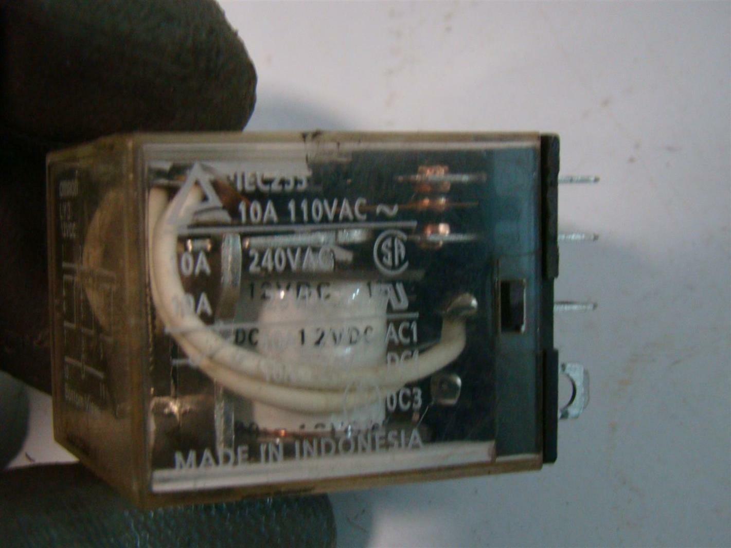 Omron 12VDC 10A 110Vac Relay IEC255 | eBay