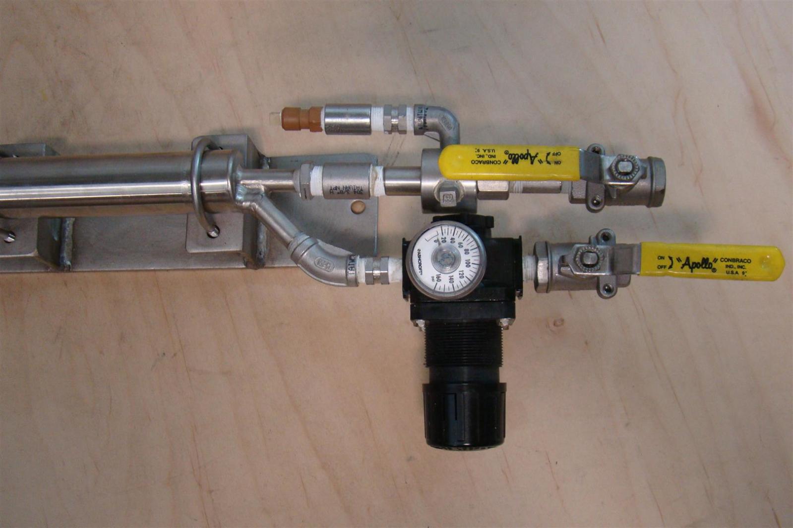 Ecolab Commander Low Pressure Foam Station Water: 50-100psi Air: 40 ...