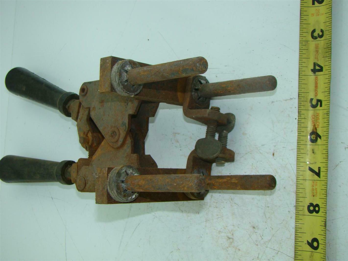 CADWELD HOLDING CLAMP 3" | Joseph Fazzio, Incorporated