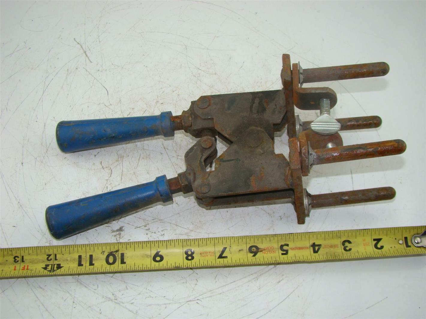 CADWELD HOLDING CLAMP 2.5" | Joseph Fazzio, Incorporated