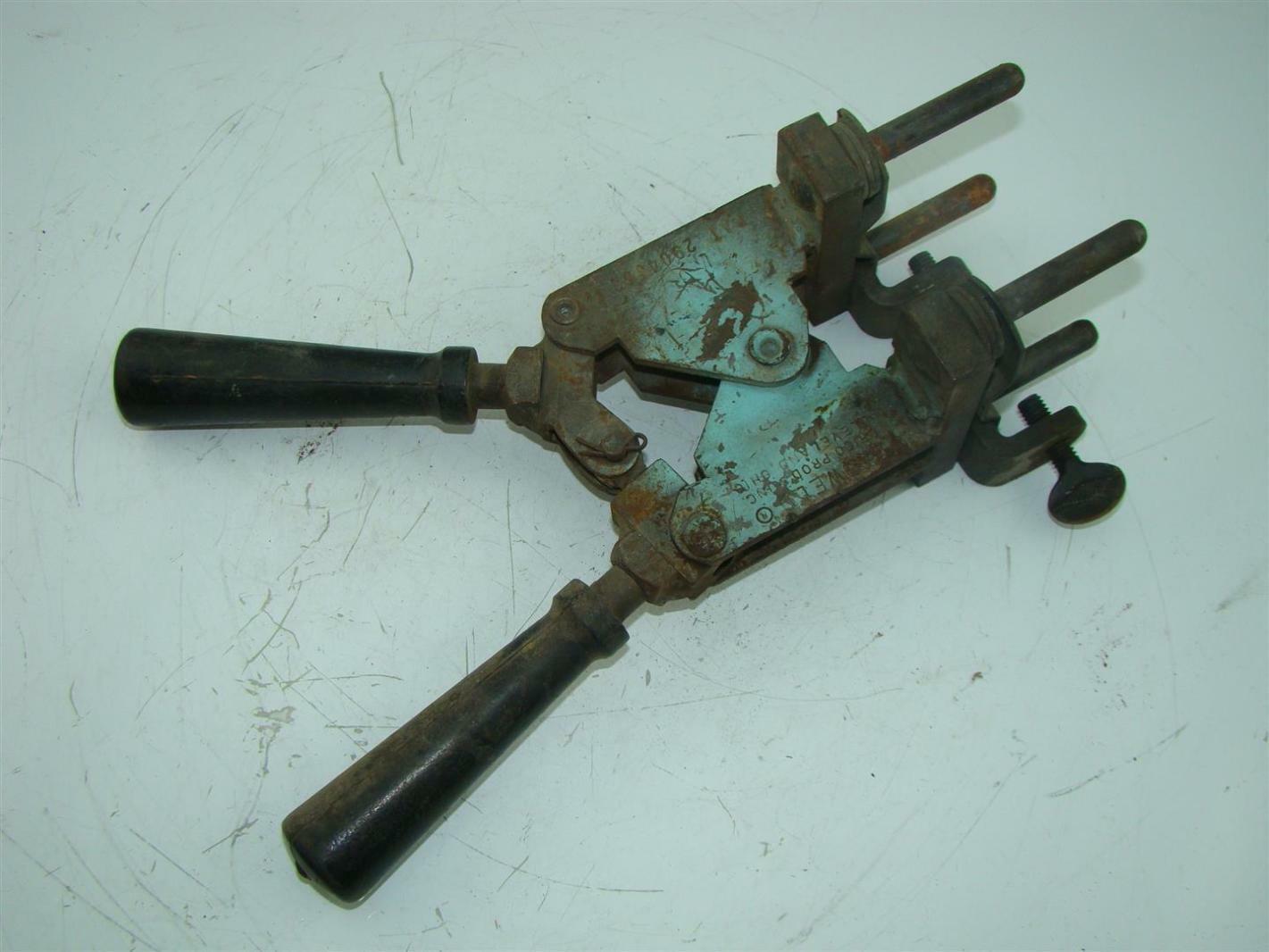 CADWELD HOLDING CLAMP 2" | Joseph Fazzio, Incorporated