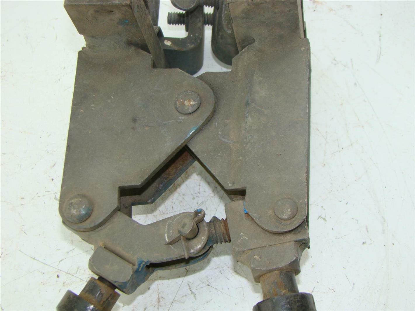 CADWELD HOLDING CLAMP 2.5" | Joseph Fazzio, Incorporated