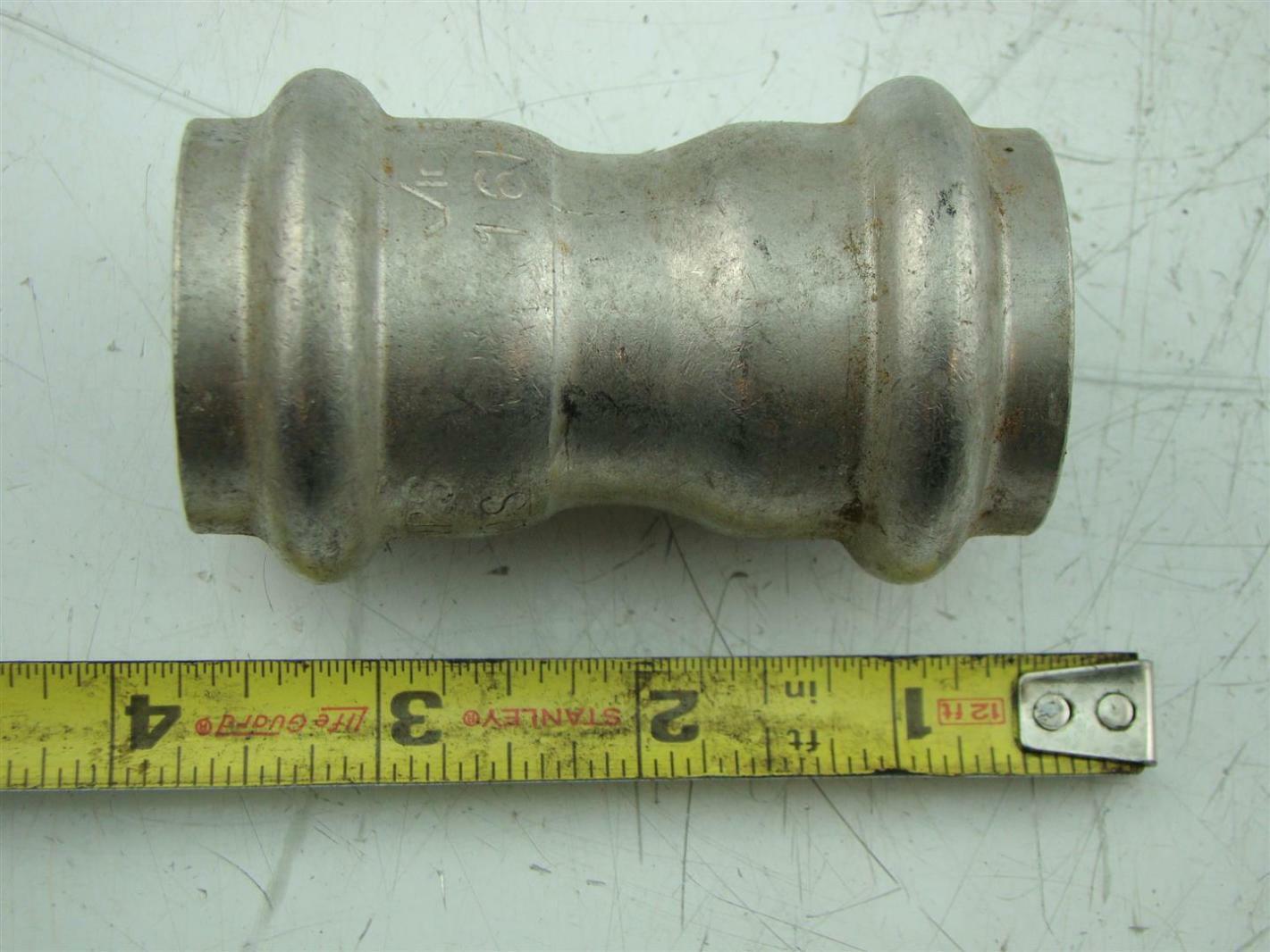 VICTAULIC - VIC-PRESS SS P597 1 1/2" COUPLING | Joseph Fazzio, Incorporated