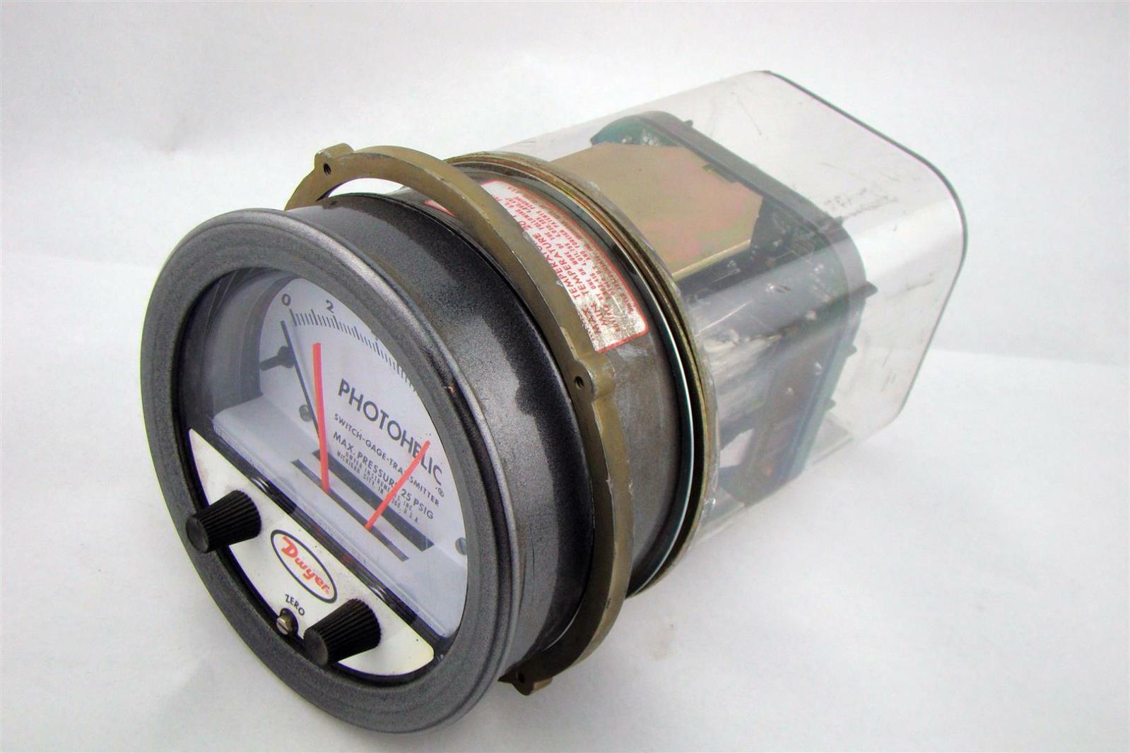 Dwyer A3000 Photohelic Switch-Gage-Transmitter, Max 35 Psig, 120V, 60Hz ...