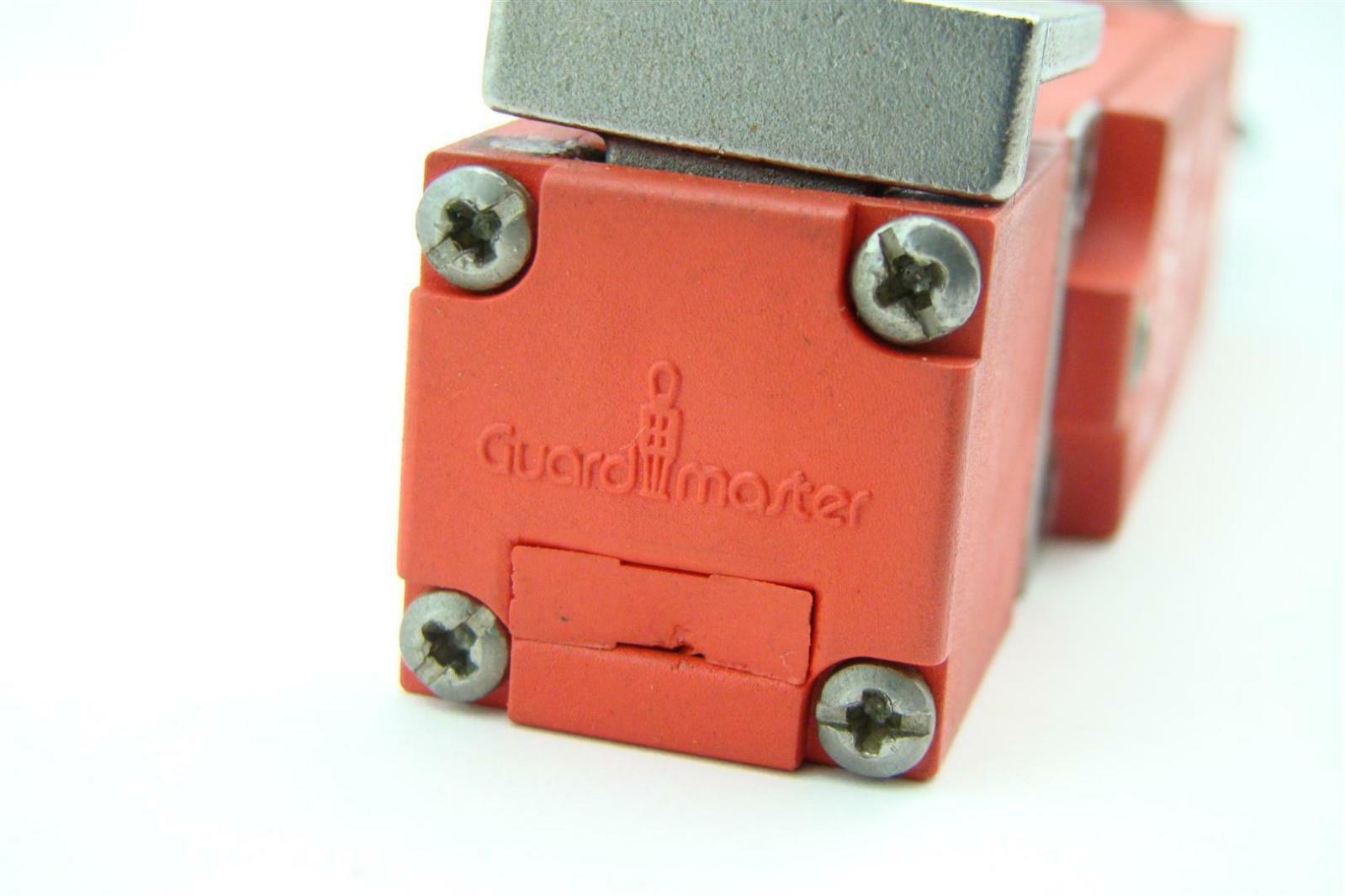 Guardmaster Cadet 10A 500V Safety Switch 44513-0010 | Joseph Fazzio ...