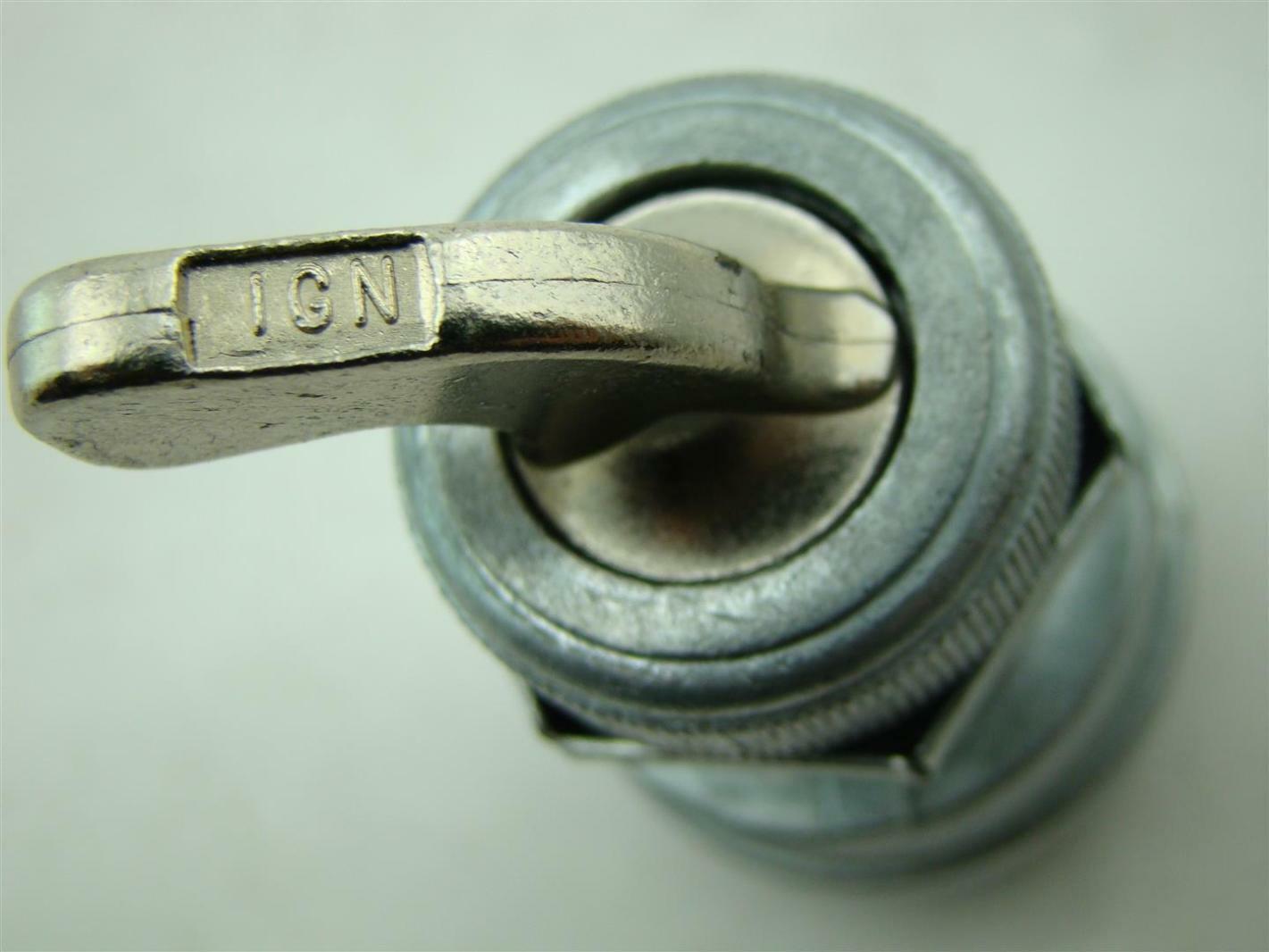 Pollak Ignition Switch W/ Lever 31-604P | Joseph Fazzio, Incorporated