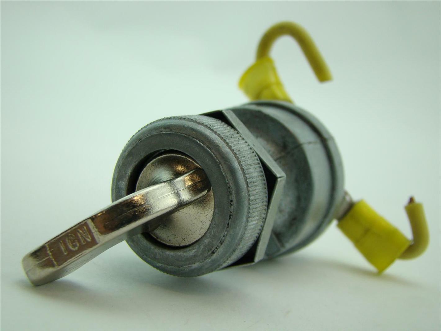 Pollak Ignition Switch W/ Lever 31-604P | Joseph Fazzio, Incorporated