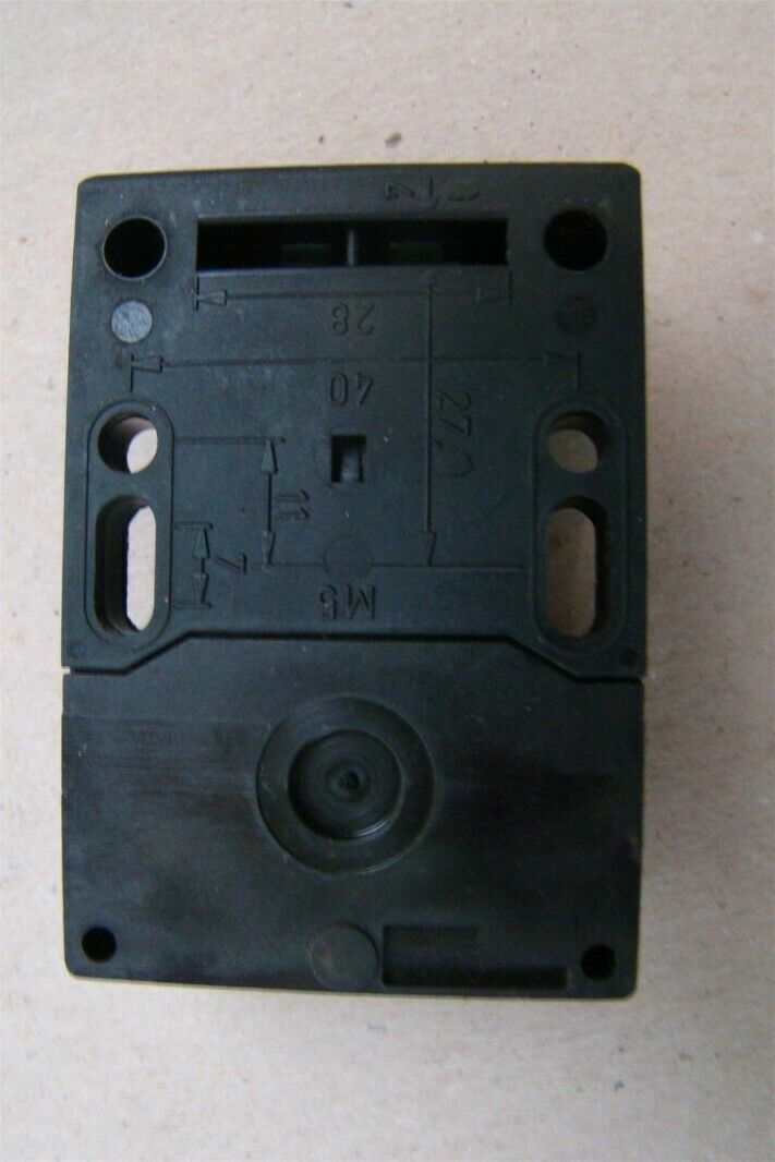 Schmersal Interlock Safety Switch 600VAC, 10AMP, AZ 15 zv | Joseph ...