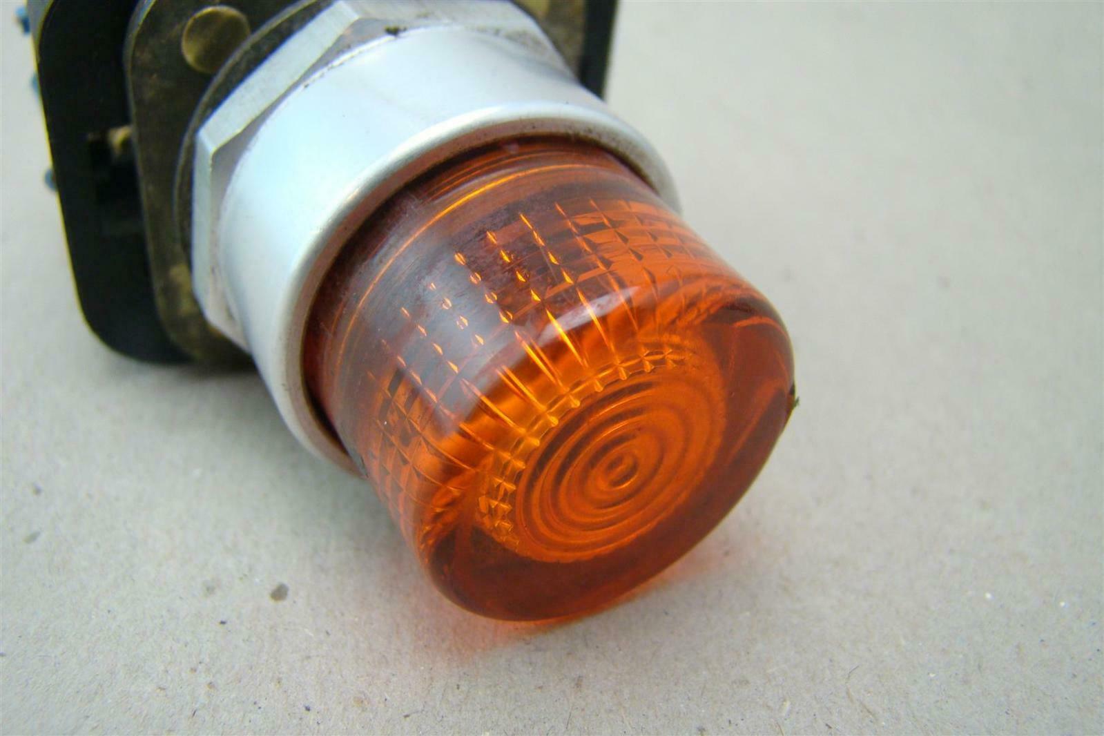 Allen Bradley Orange Illuminated Push Button 24v AC/DC, 800T-QA24 ...