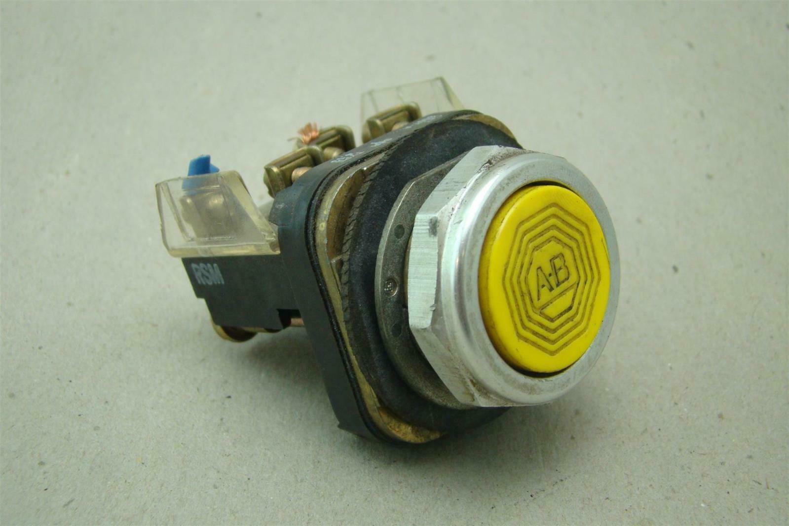 Allen Bradley Yellow Push Button with Contact Block Series D, 800T-XA ...