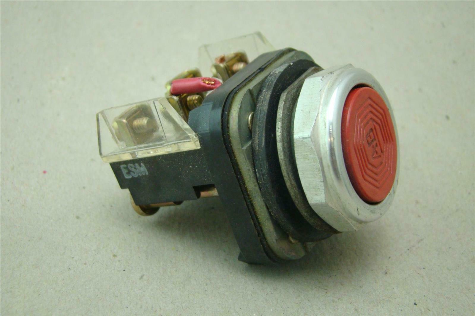 Allen Bradley Red Push Button with Contact Block Series D, 800T-XA | Joseph Fazzio, Incorporated