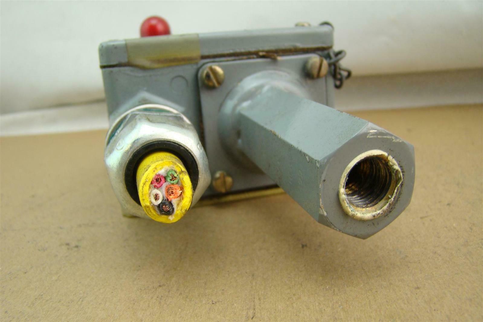 Allen-Bradley Pressure Control Switch, Series A 600 PSI Max, 836T ...