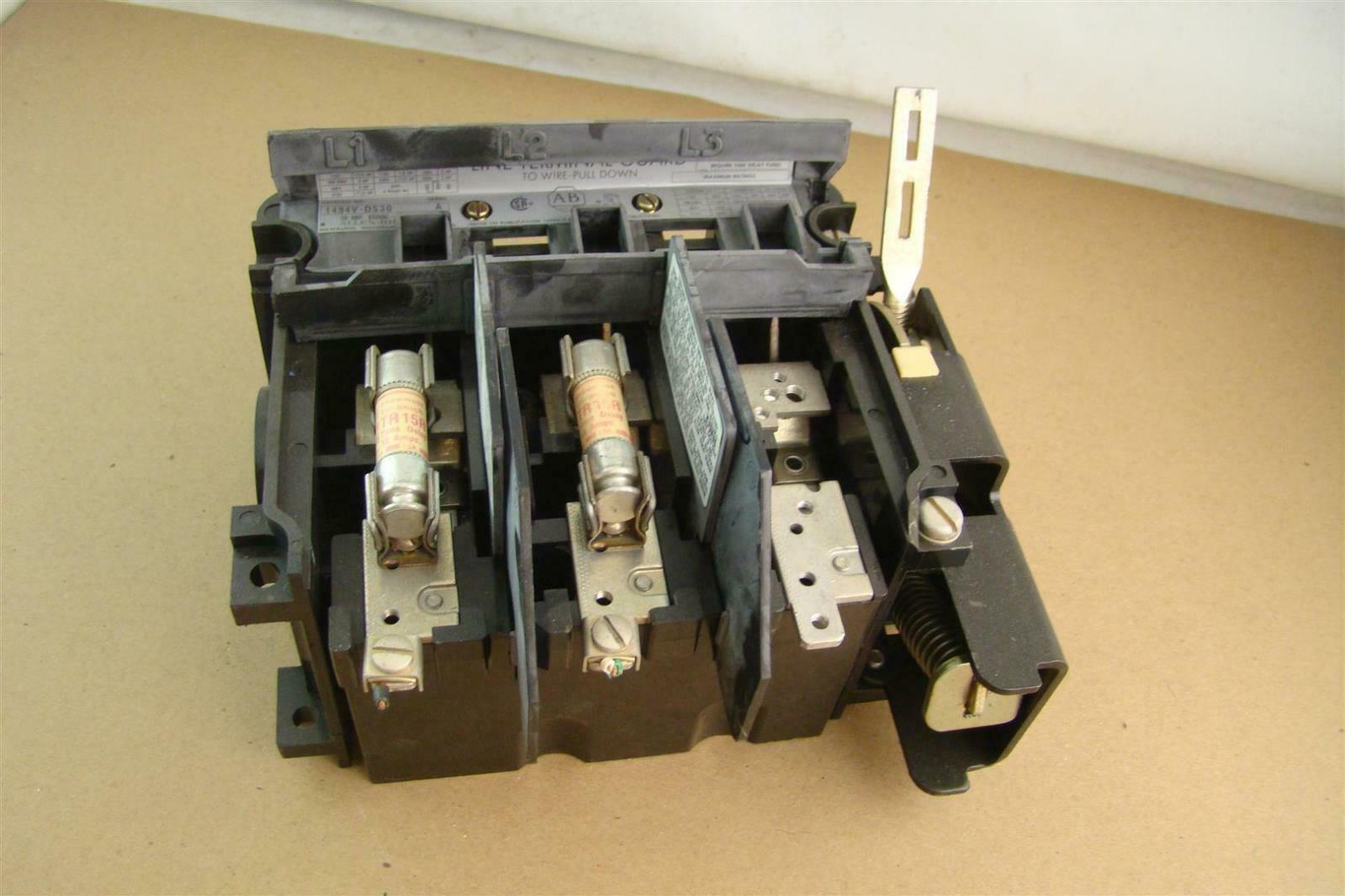 Allen-Bradley Disconnect Switch Series A, 30A, 3 Pole, 600vAC, 1494V ...