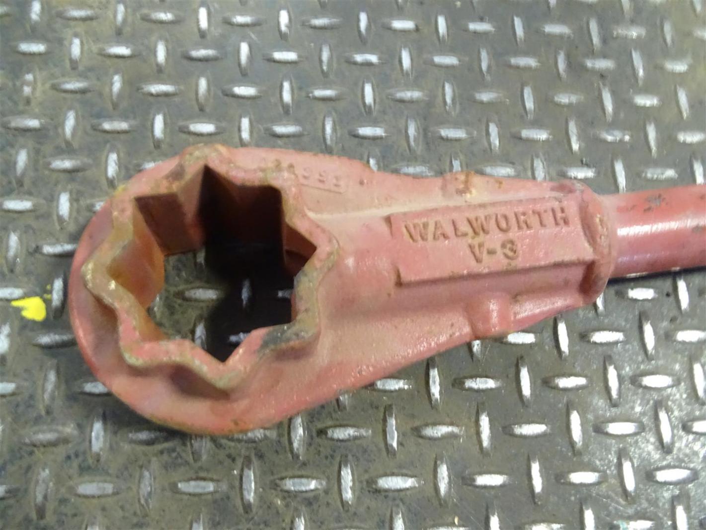 Walworth Star Hydrant Valve Wrench, long reach Handle , D22391 | Joseph ...