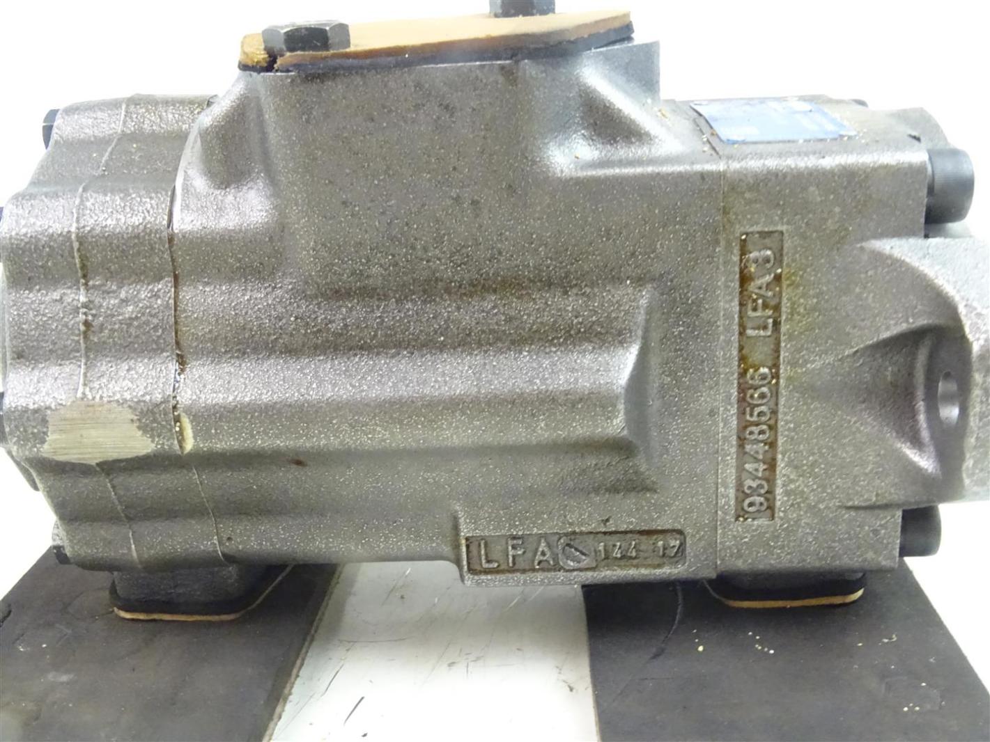 Parker T67CB Series Industrial Vane Pump 024-68597-0, T67CB-031-B02 ...