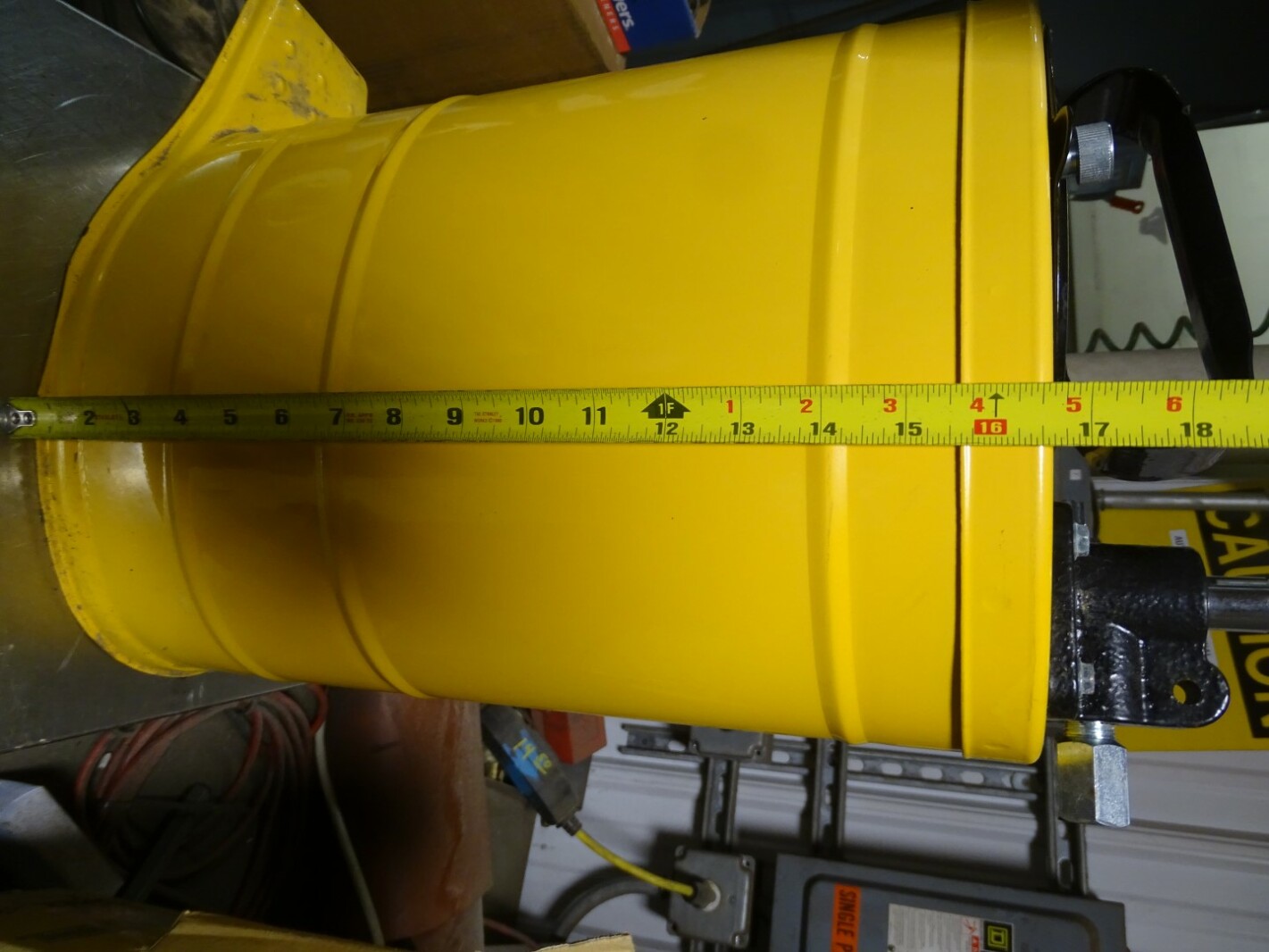 Tacsa Grease Pump, Lube Dispenser 20kgs 5000psi, 7H1680 | Joseph Fazzio ...