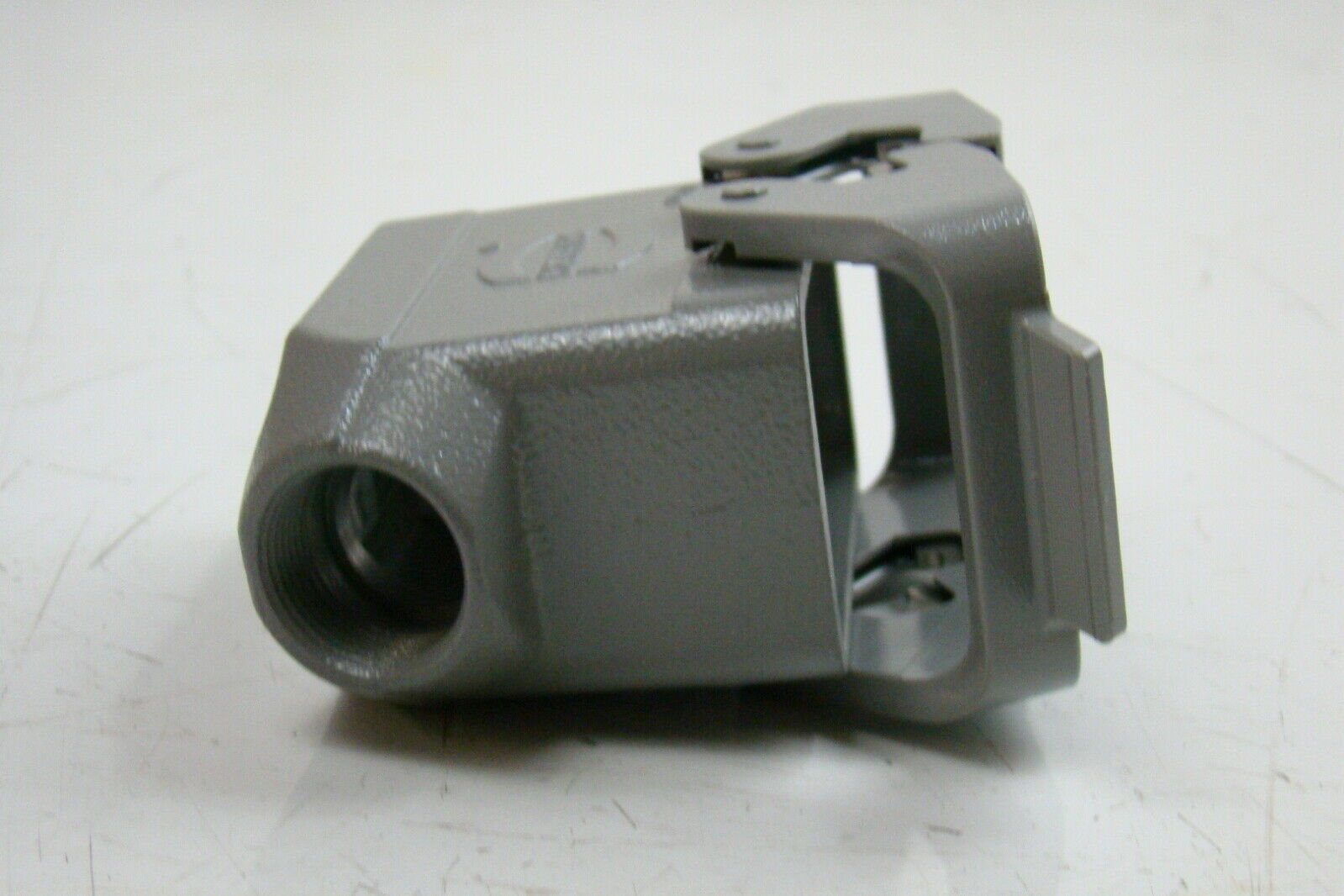 Harting 16 Pin Hood TB01-PL01-10 | Joseph Fazzio, Incorporated