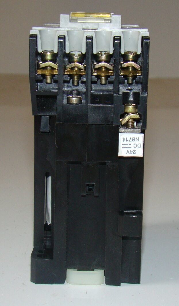 Allen Bradley Control Relay 700DC-F400Z24 | Joseph Fazzio, Incorporated
