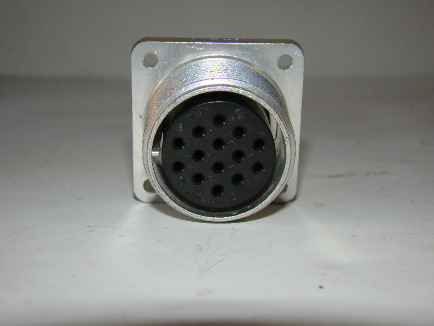 Round Connector 14 PIN 9104 97-4102A-20-275 | eBay