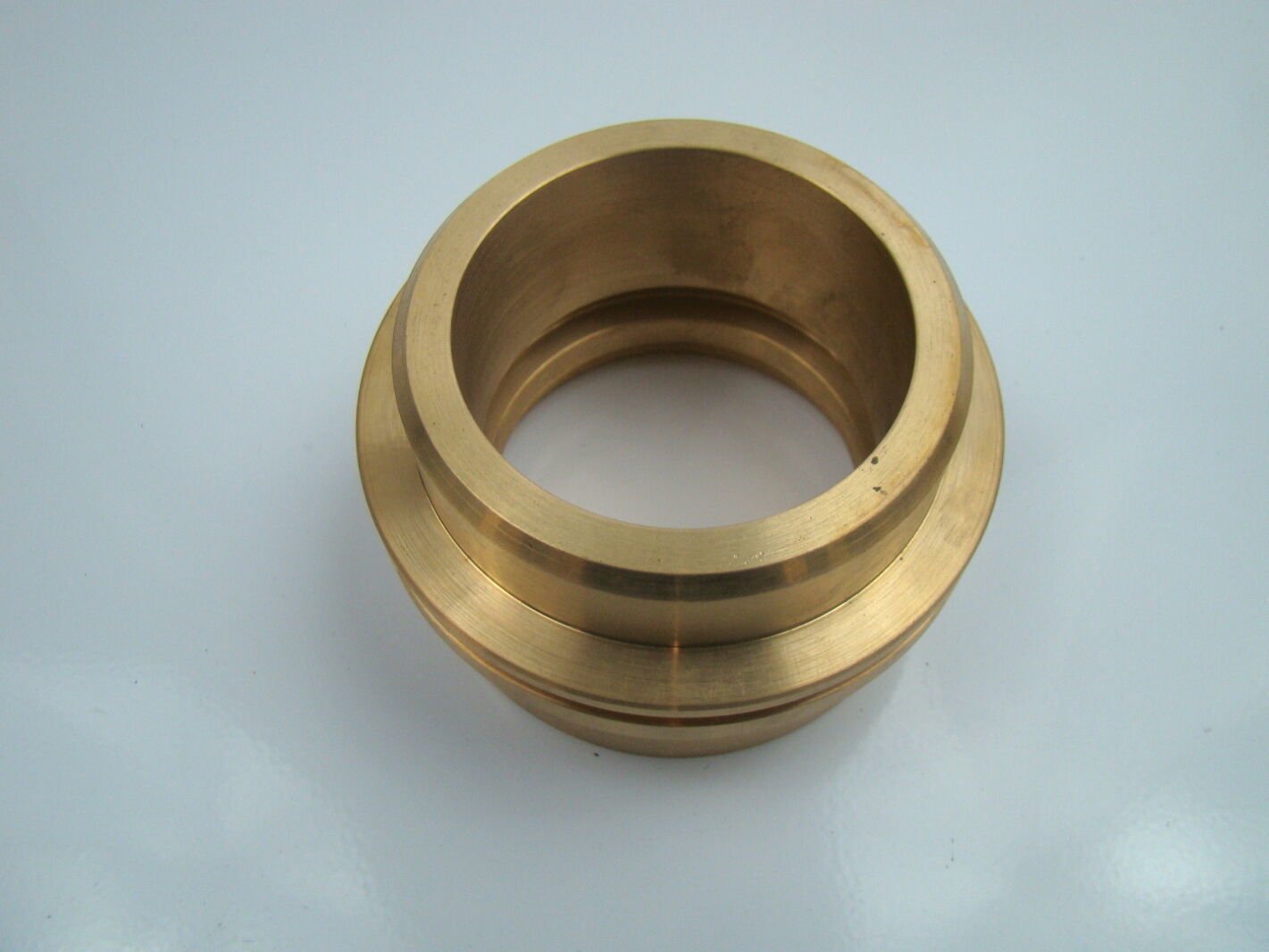 SKF Gland Bushing P/N 1060-B-0417 | Joseph Fazzio, Incorporated