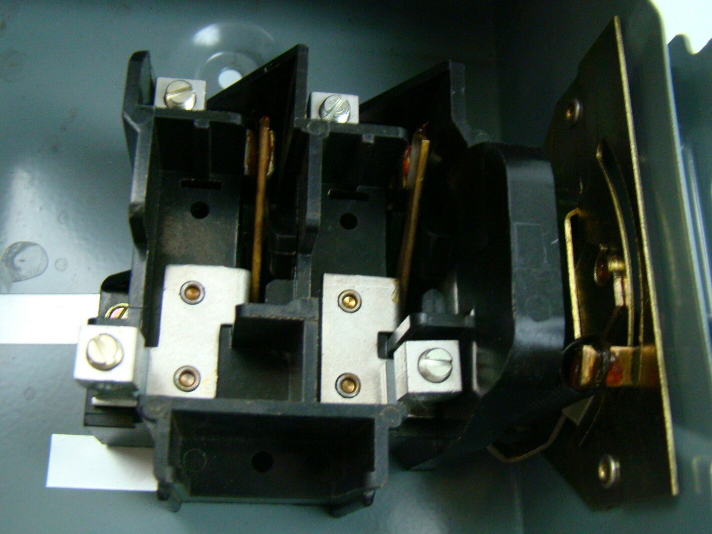 Square D 240v Safety Switch DU221RB | Joseph Fazzio, Incorporated