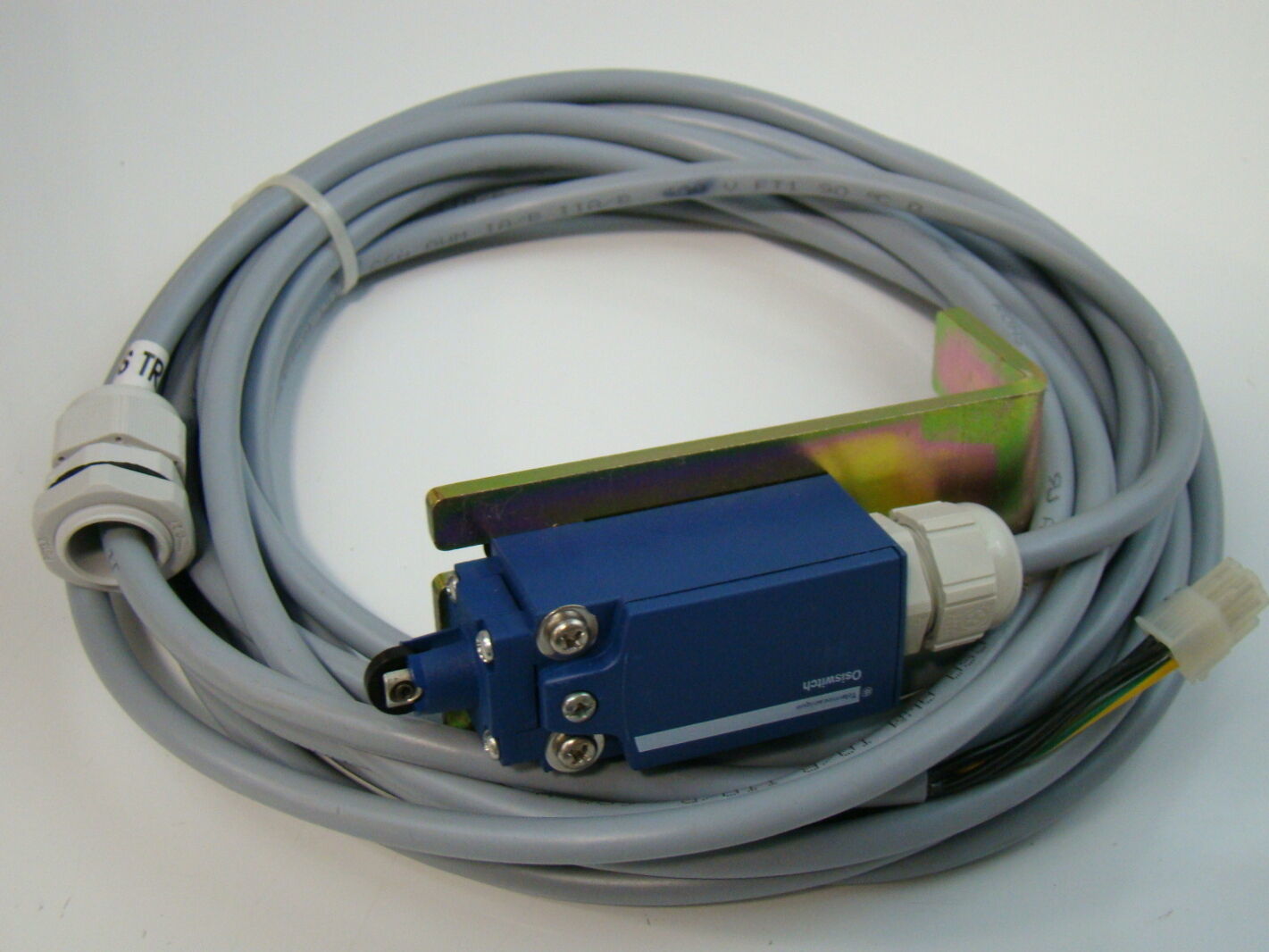 Telemecanique 6KV Limit Switch on Mounting Bracket XCKN2102G11 | Joseph ...