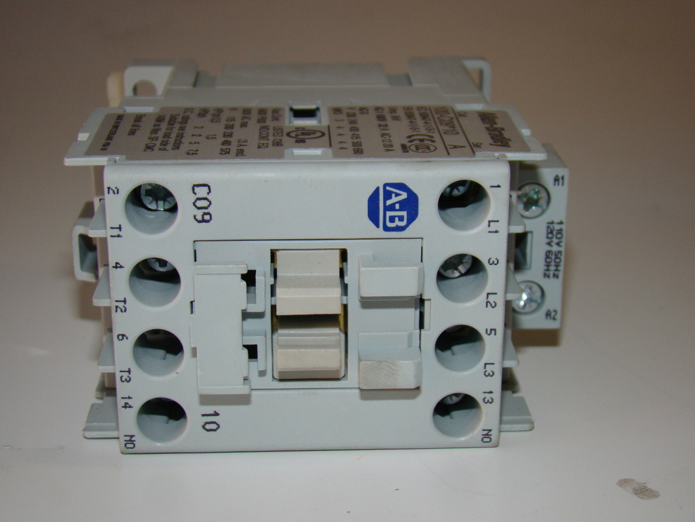 Allen-Bradley 3 Pole Contactor 100-C09*10 | eBay