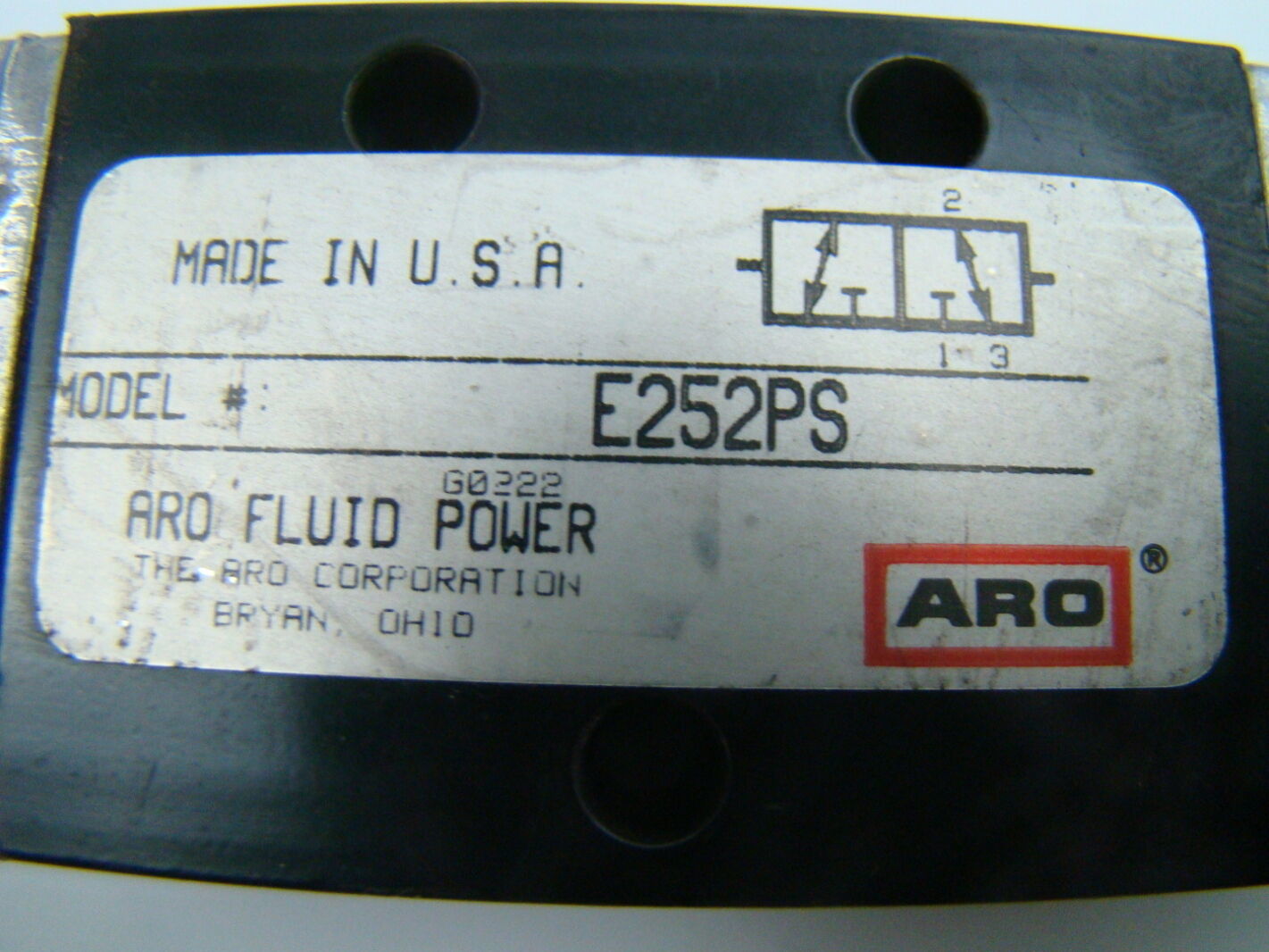 ARO Pneumatic 3 Way Pilot Valve E252PS | Joseph Fazzio, Incorporated