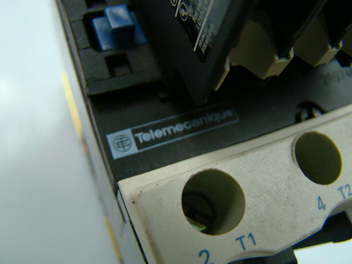 Telemecanique 3 Pole Contactor LC1 D4011 | Joseph Fazzio, Incorporated